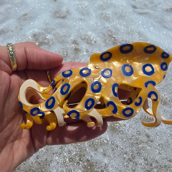 Blue-Ringed Octopus Hair Clip – Kikita Jewelry